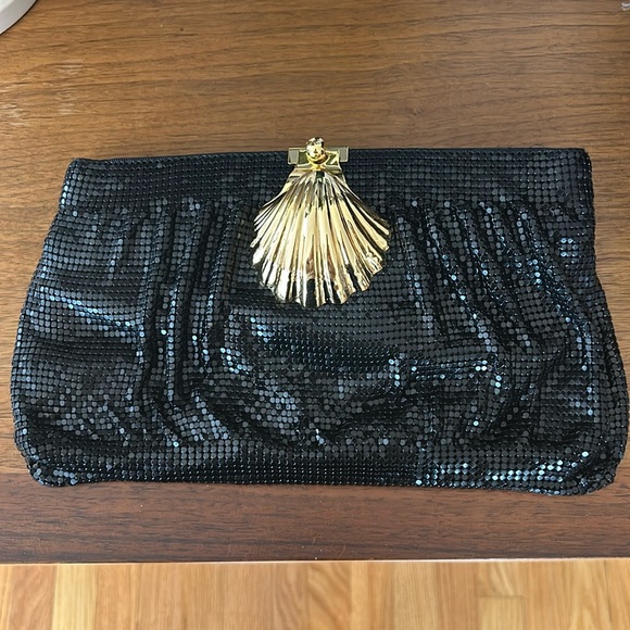 Felix Rey | Bags | Felix Rey Black Sequin Shell Clutch | Poshmark